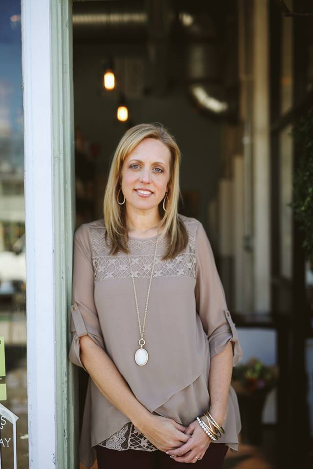 Interview with Laura Dingman (Author of This I Know) - Katie M. Reid